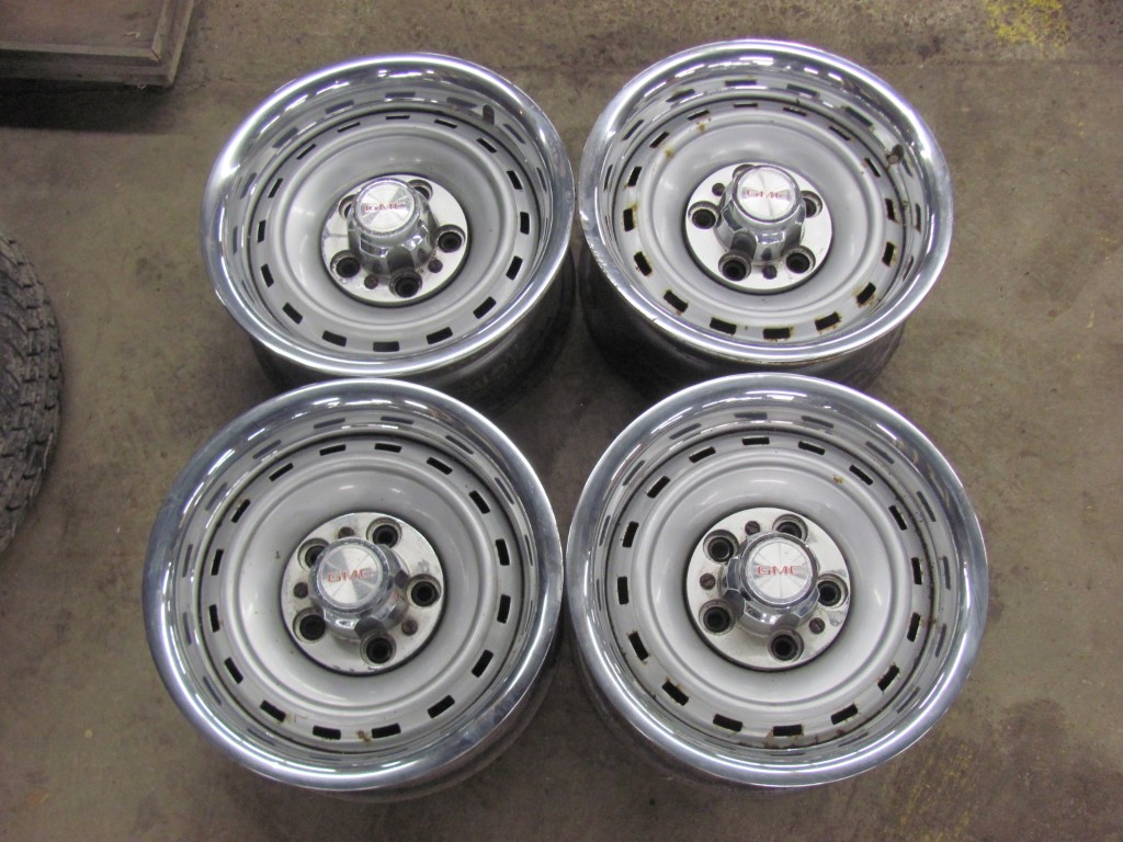 Set of 4 15X7 Steel Rally Wheels + Trim GMC Sierra Van 2WD Ralley Rims ...