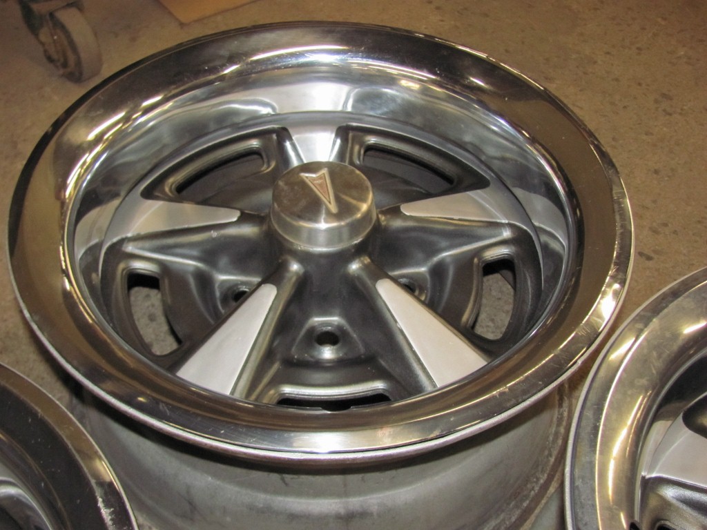 Pontiac 15X7 Rally II Wheels + Trim Rims Set of 4 | eBay